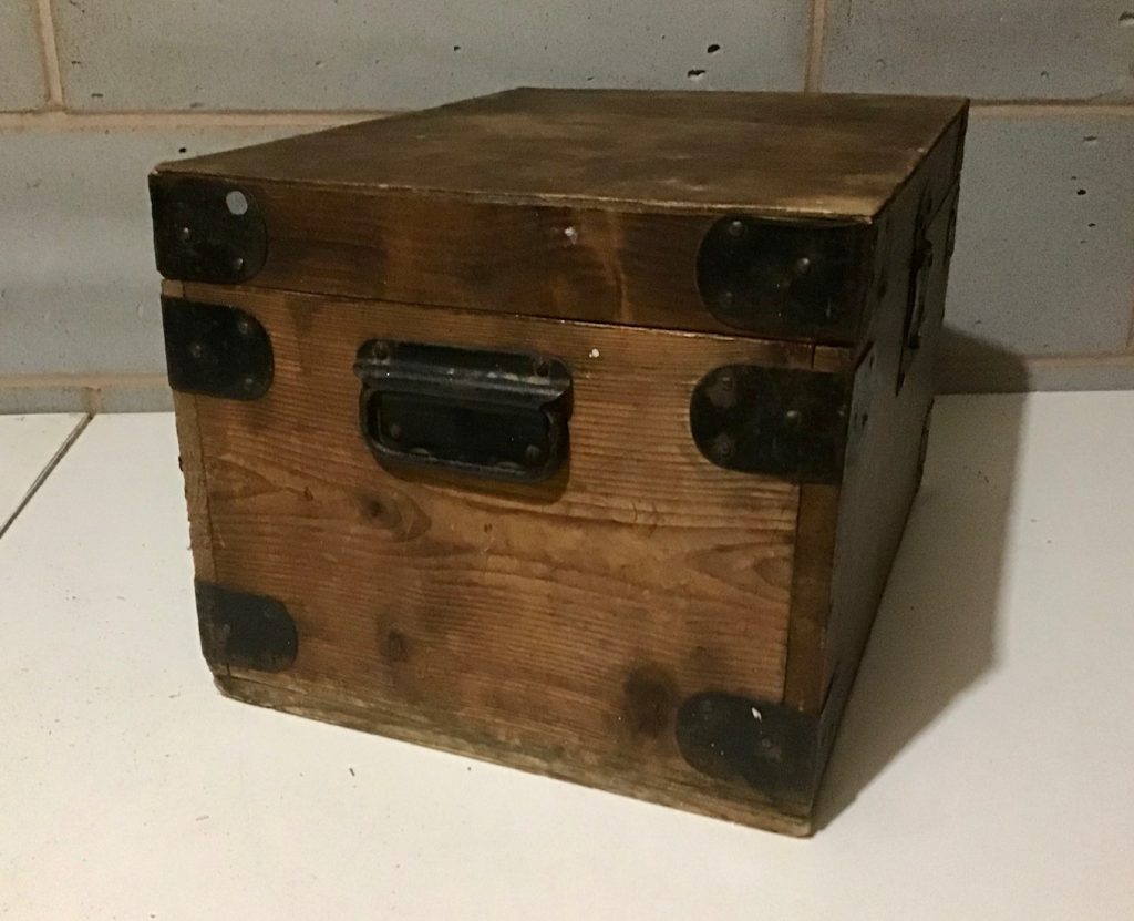 Vintage Mid 20th Century Tuck Box - Second Chance